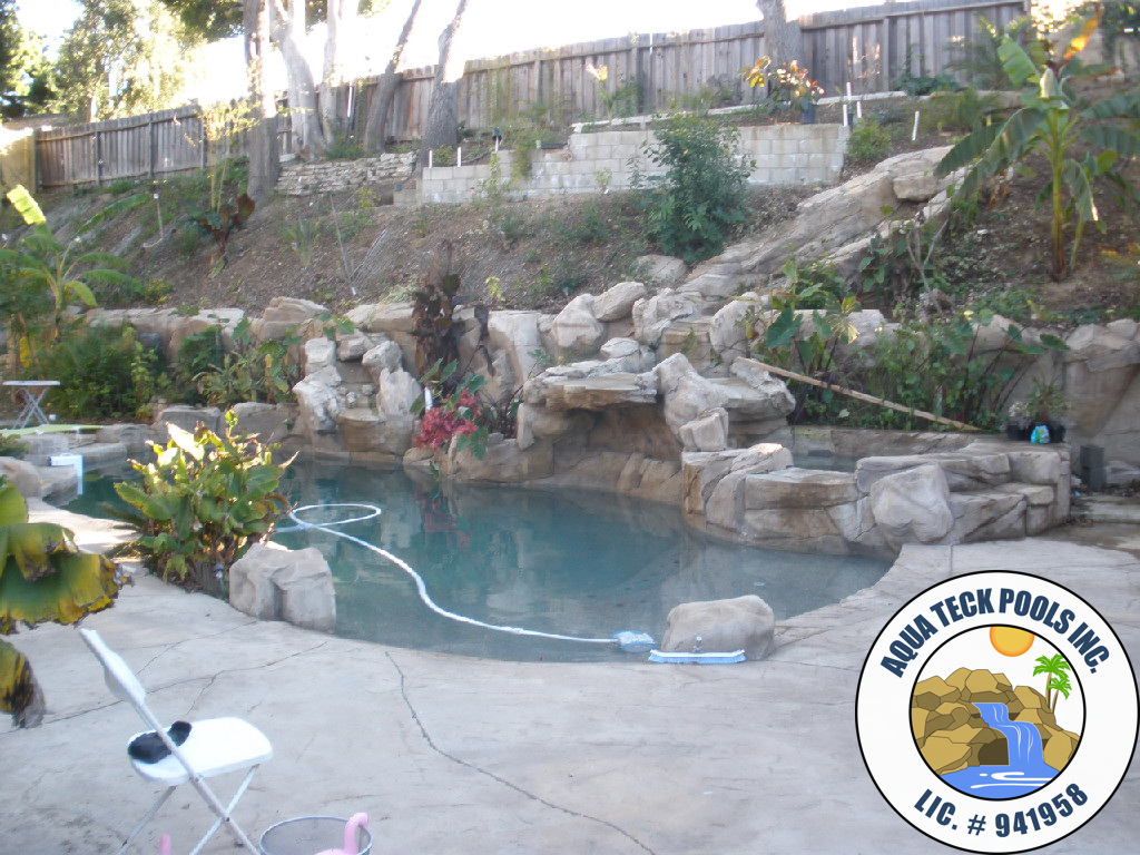 Swimming Pool Rock Waterfalls - Artificial Rock Pool Contractor Los ...